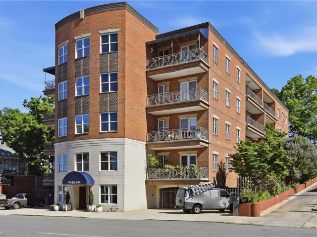 851 4th Street #20