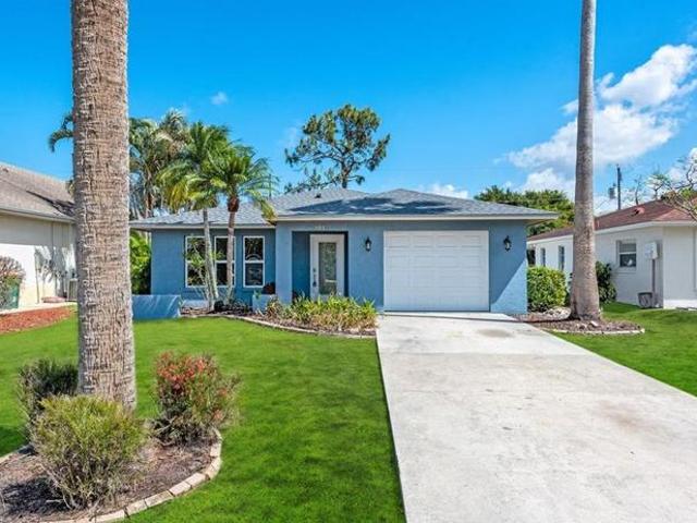 851 98th Ave N, Naples, FL 34108