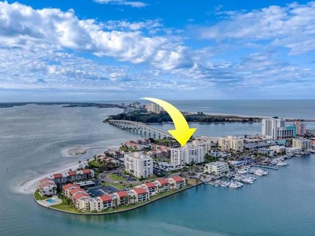 851 Bayway Blvd #102, Clearwater, FL 33767