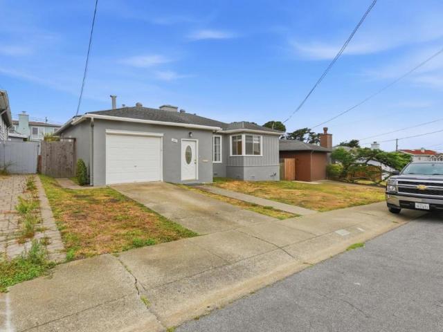 851 Beechwood Drive