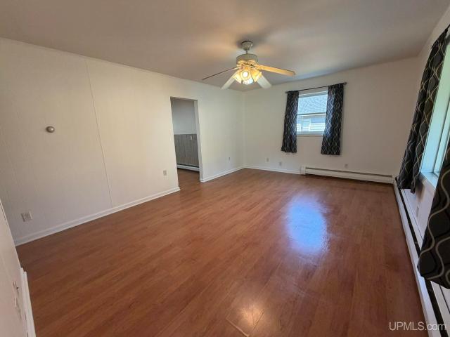 851 E I Street