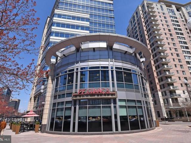 851 N Glebe Rd Apt 1516, Arlington, VA 22203