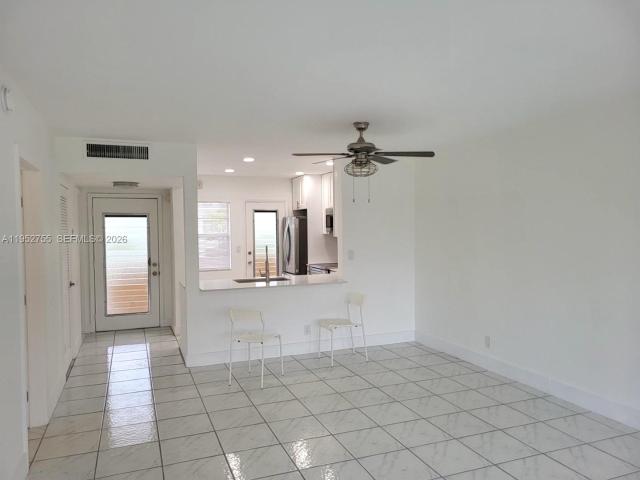 851 NE 14th Ave, Unit 416, Hallandale Beach, FL 33009 | MLS #A11952