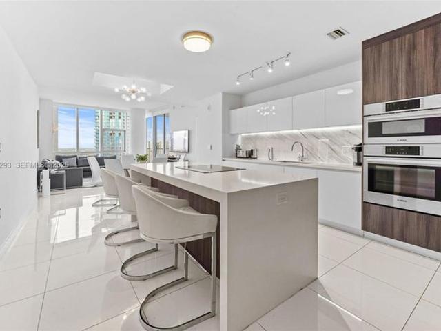 851 NE 1st Ave Unit 2601, Miami, FL 33132