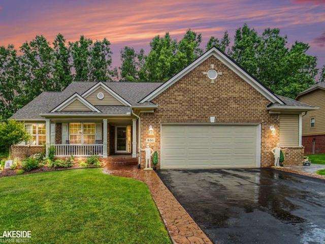 851 Snyder St, Oxford, MI 48371