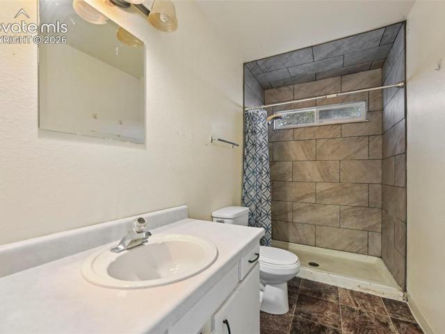 851 San Bruno Place