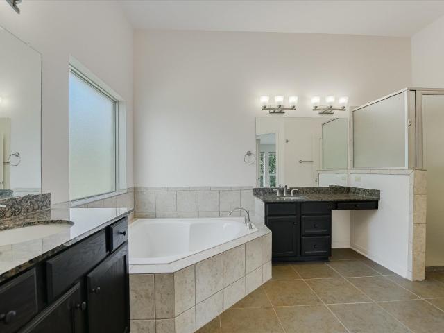 851 Stone Mountain Dr, Marble Falls, TX 78654 | MLS #176568