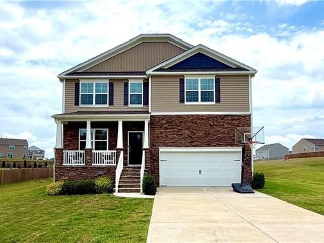 8524 Cripplegate Trce, Browns Summit, NC 27214