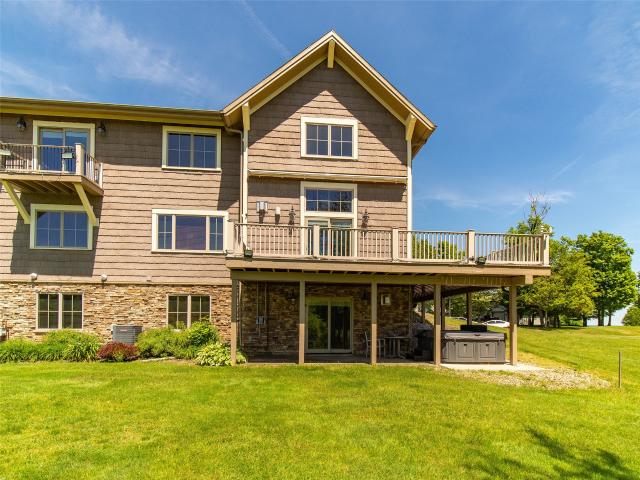 8524 ridgeview drive