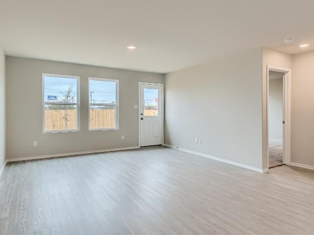 8526 Buntings Pl, San Antonio, TX 78245 | MLS #1955 | Compass
