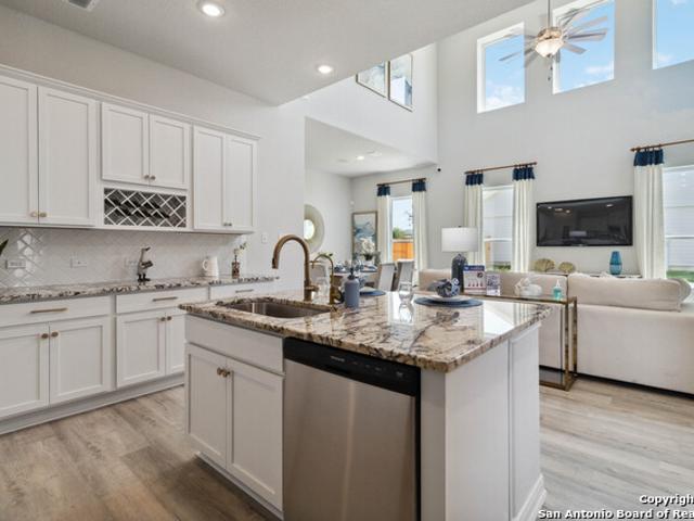 8526 Red Hawk Loop