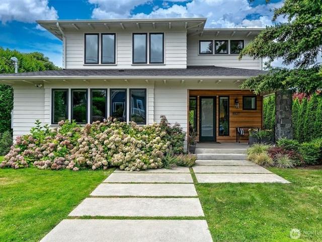 8527 Latona Ave NE, Seattle, WA 98115