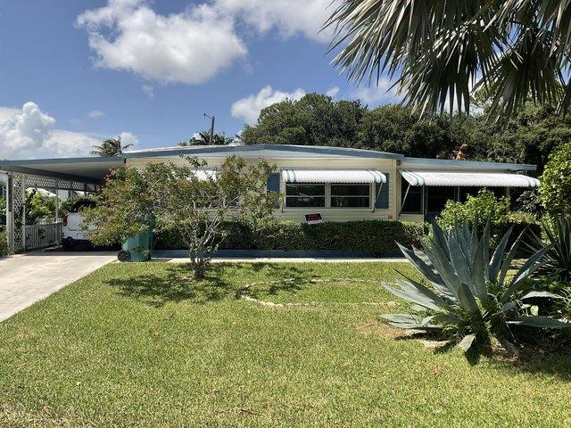 8528 Duchess Ct E, Boynton Beach, FL 33436