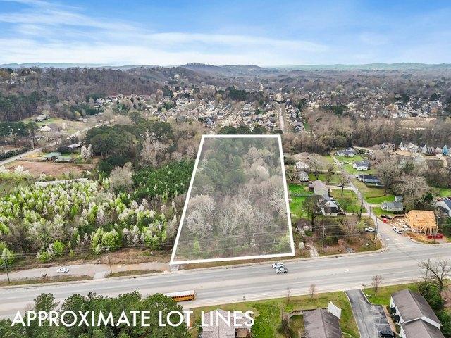 8528 E Brainerd Rd, Chattanooga, TN 37421