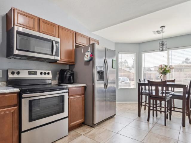 8520 West Palm Lane Studio Apartment for Rent at 8520 W Palm Ln, Phoenix, AZ 85037