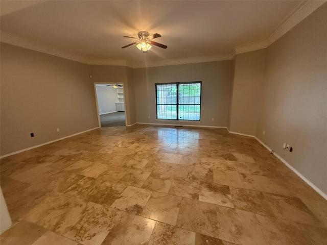8521 NW 121st Street