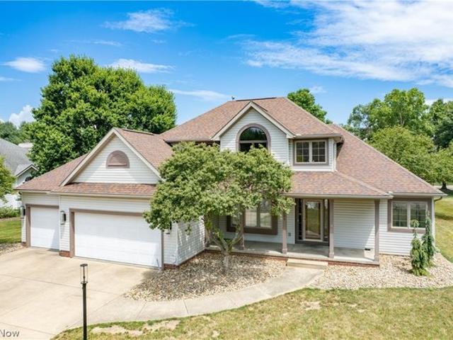 8521 Gentry St NW, Massillon, OH 44646