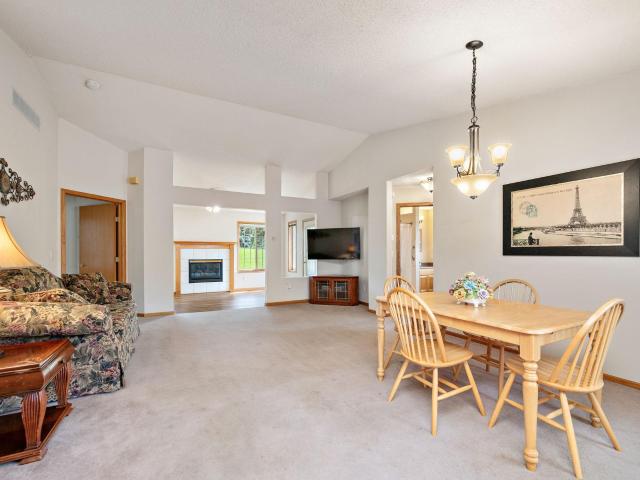 8521 Telford Lane