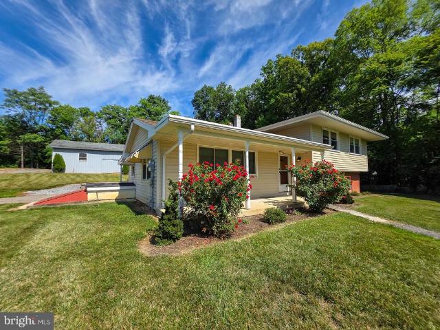 8522 Neck Road
