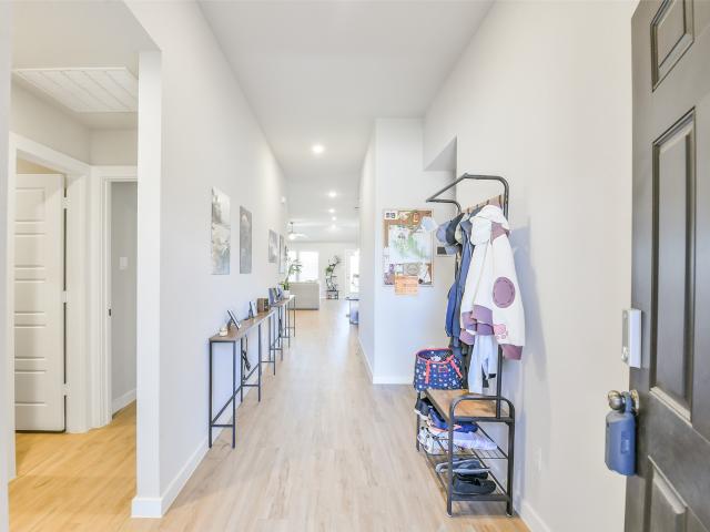 8522 Jetty Glen Drive