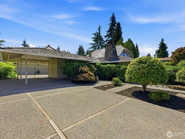 8522 43rd St W, University Place, WA 98466