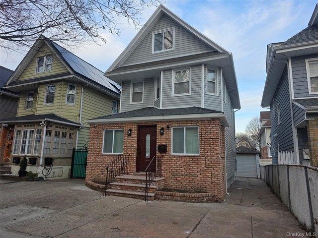 8523 th St, Richmond Hill, NY 11418