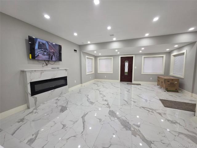 8523 th Street