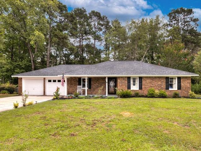 852 Club Ln, Sumter, SC 29154