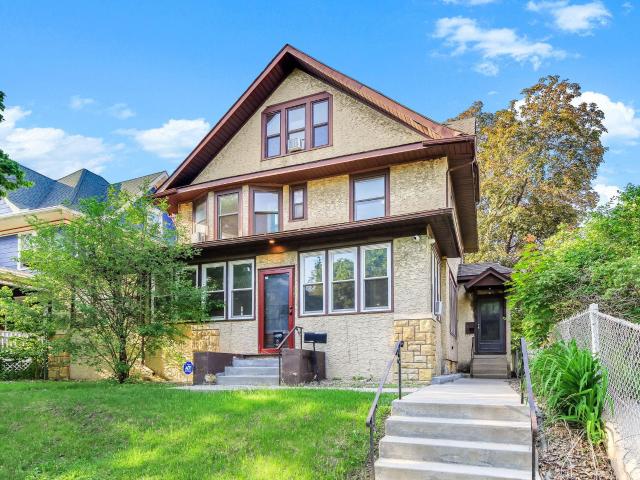 852 Ashland Avenue