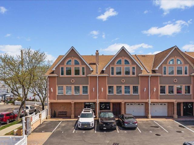 852 Dean Avenue 852 1