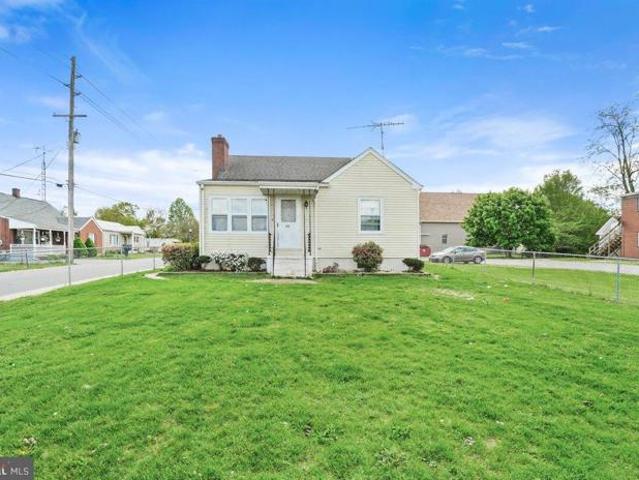 852 E Moler Ave, Martinsburg, WV 25404