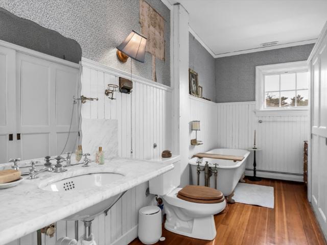 852 Hale St, Beverly, MA 01915 | MLS #73484