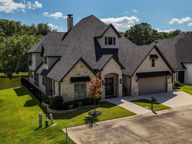 852 Laguna Dr, Tyler, TX 75703