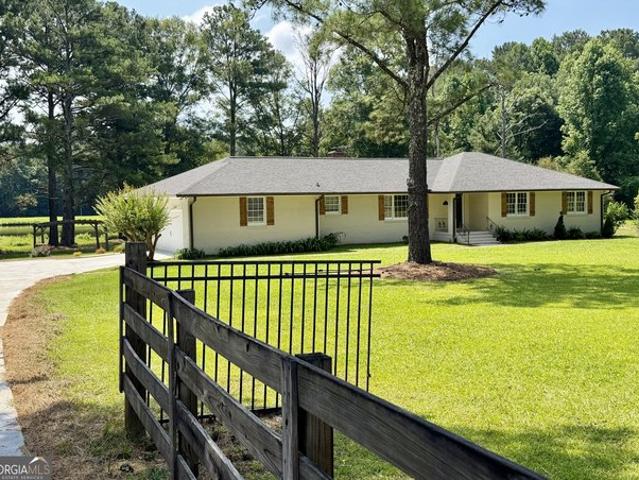 852 Mobley Bridge Rd, Hogansville, GA 30230