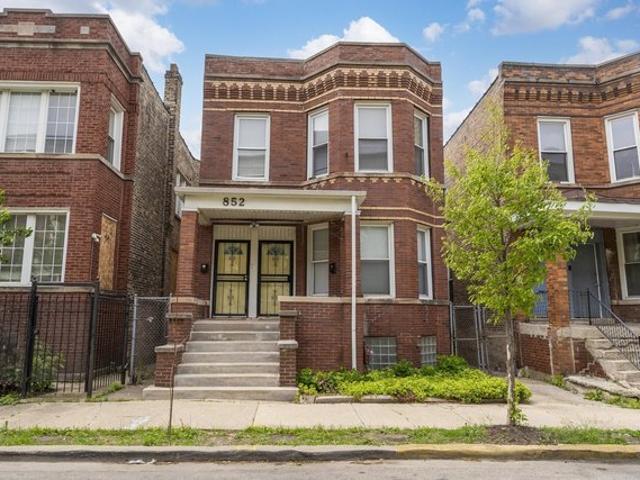 852 N Christiana Ave, Chicago, IL 60651
