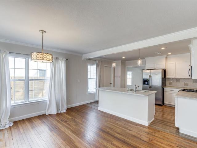 852 Northwood Rd, Fort Worth, TX 76107 | MLS #21198