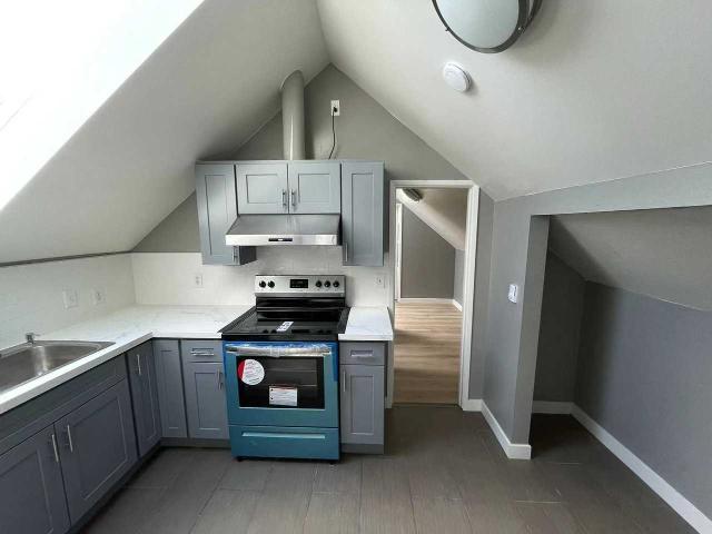 852 NE 57th St 1 Bedroom Apartment for Rent at 852 Ne 57th St, Seattle, WA 98105 University District