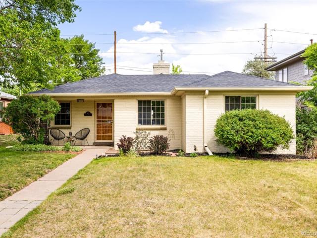 852 Poplar Street
