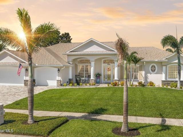 852 Woodbine Dr, Merritt Island, FL 32952