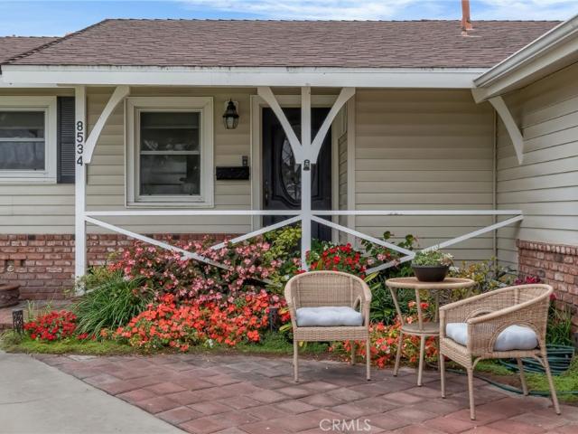 8534 Phlox Drive