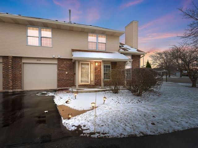 8534 Westberry Ln, Tinley Park, IL 60487