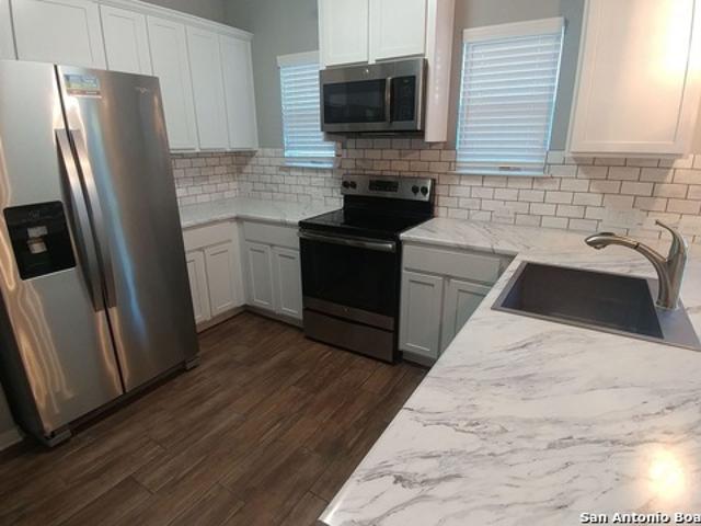 8535 Pecan Cross