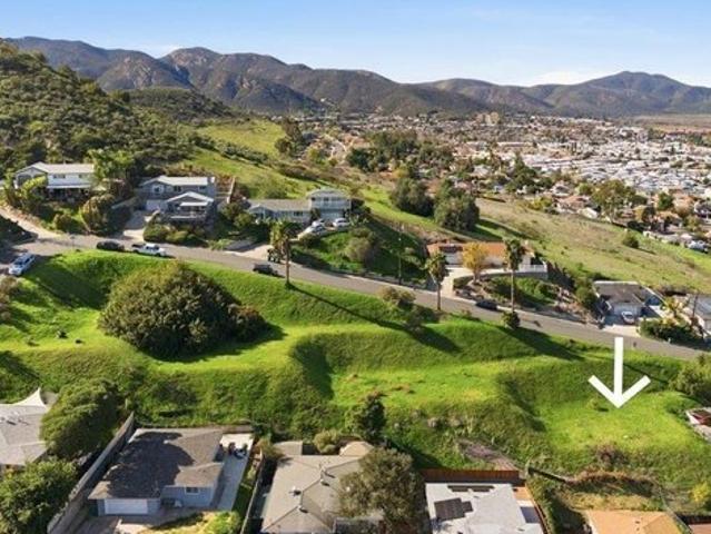 8535 Placid View Dr, Santee, CA 92071