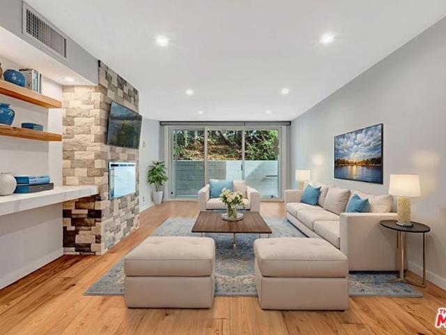 8535 W West Knoll Dr Apt 107, West Hollywood, CA 90069