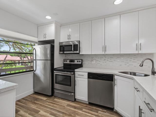 8536 Casa Del Lago, Unit 49B, Boca Raton, FL 33433 | MLS #R11155 | Compass
