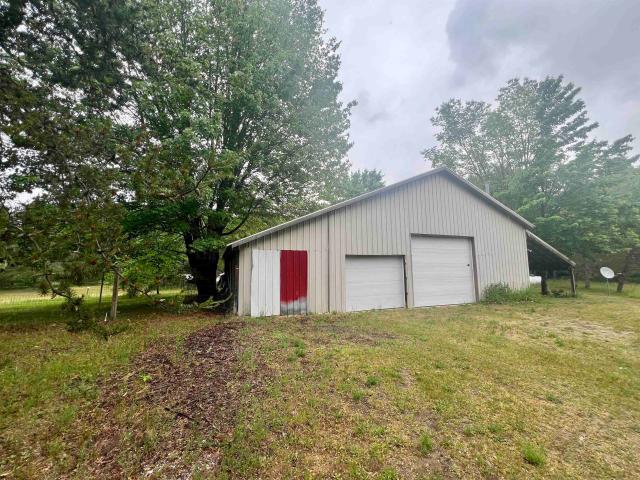 8536 E 5 Mile Road