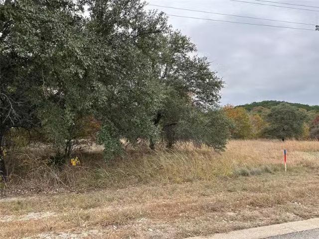 8536 Fullerton Dr, Cleburne, TX 76033