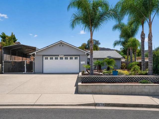8538 Rosada Way, El Cajon, CA 92021