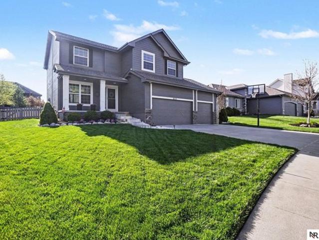 8539 N 169th St, Bennington, NE 68007
