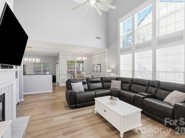 8530 Heron Glen Drive